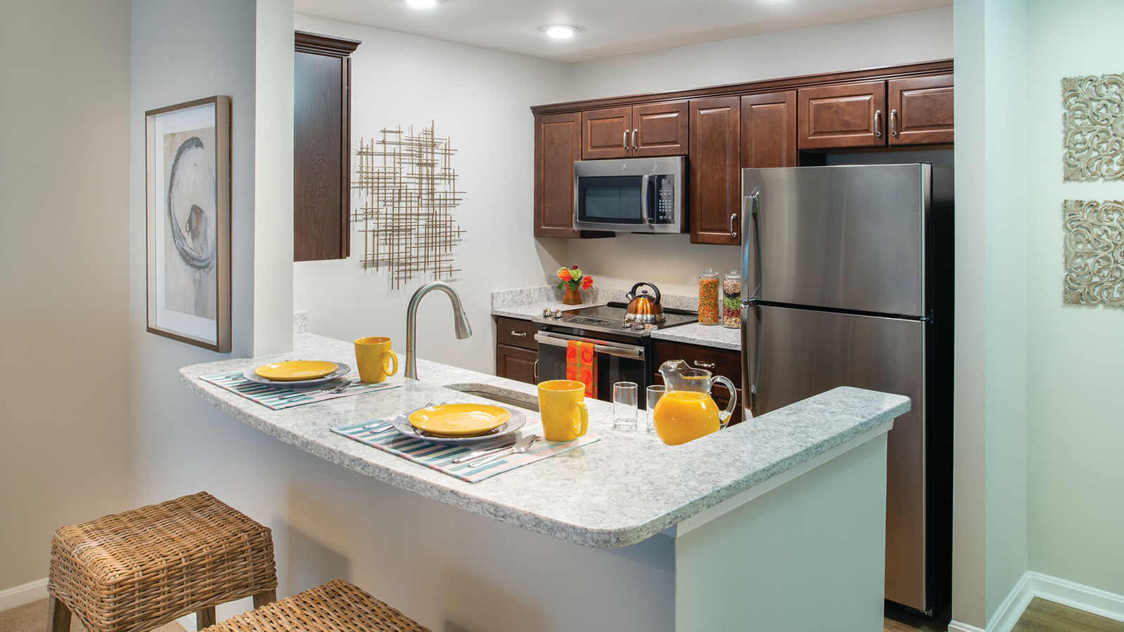 The Brighton Senior Apartments in Novi | Fox Run
