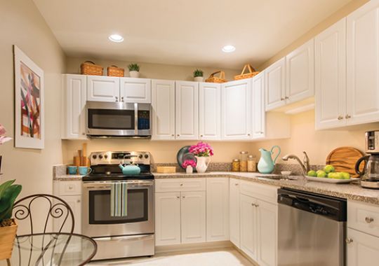 Senior Apartments in Novi, Michigan | Fox Run