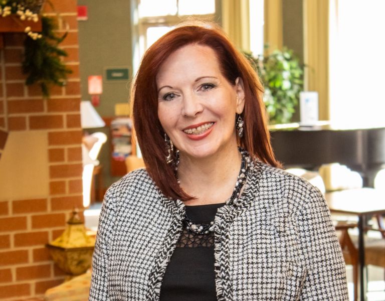 Lori Simpson Named Director of Resident Life at Riderwood | Erickson ...