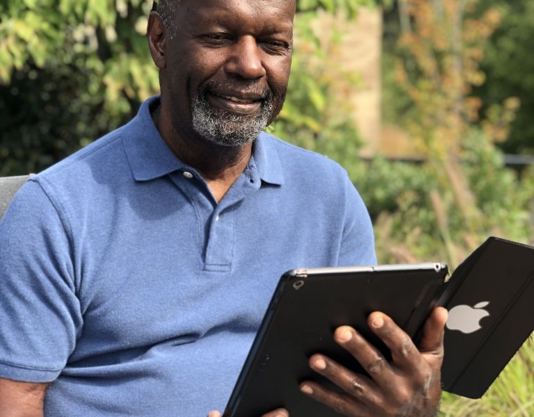 Linden Ponds Residents Embracing National Tech Trends | Erickson Senior ...